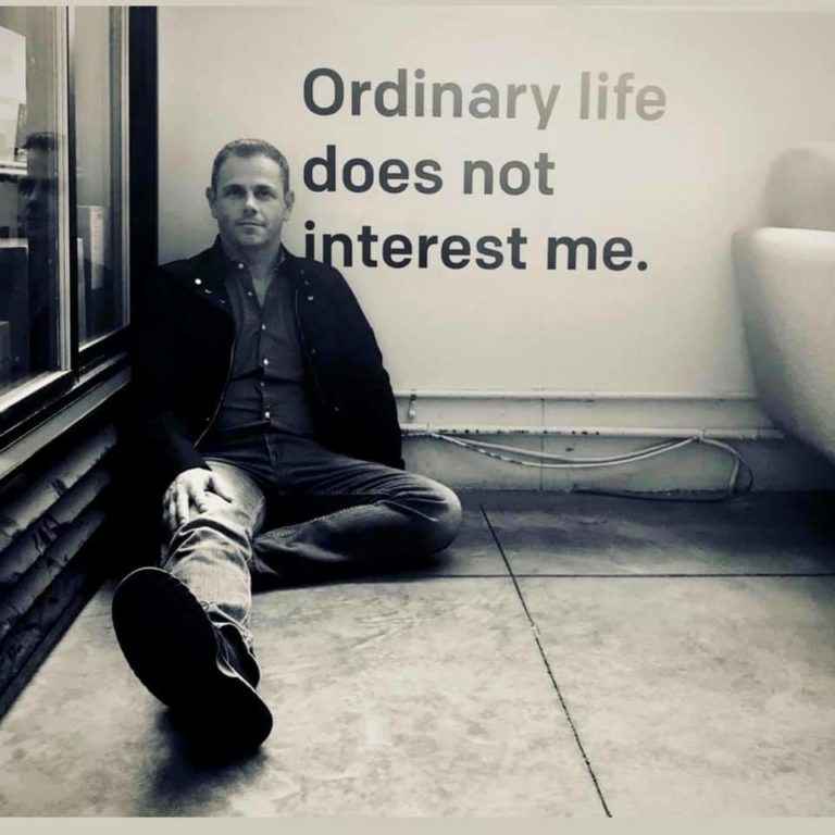 Scott Simon - Scare Your Soul